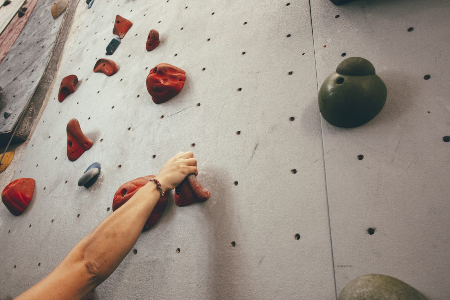 Auto Belays: Pros and Cons | Vertical Endeavors